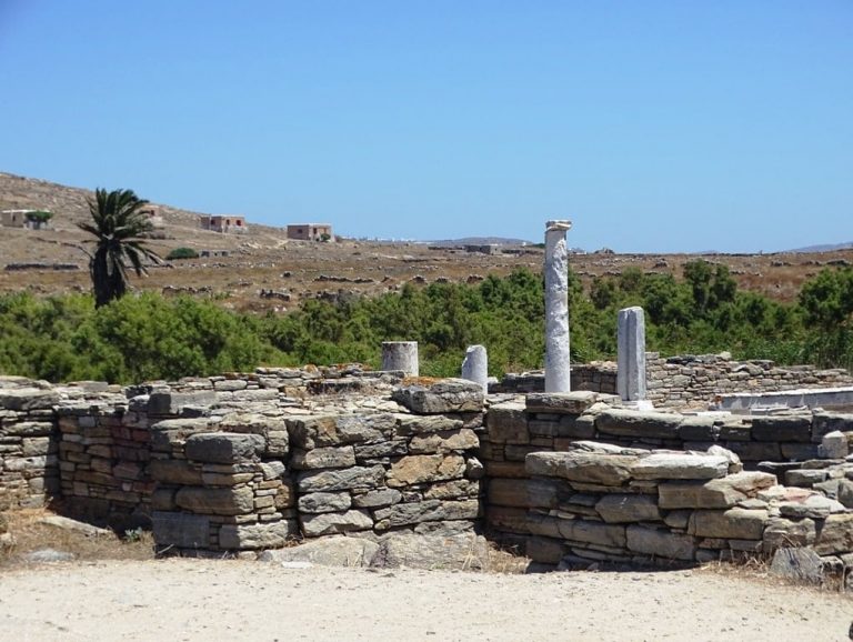 A Guide to Delos Island: Everything you need to know - Unfolding Greece
