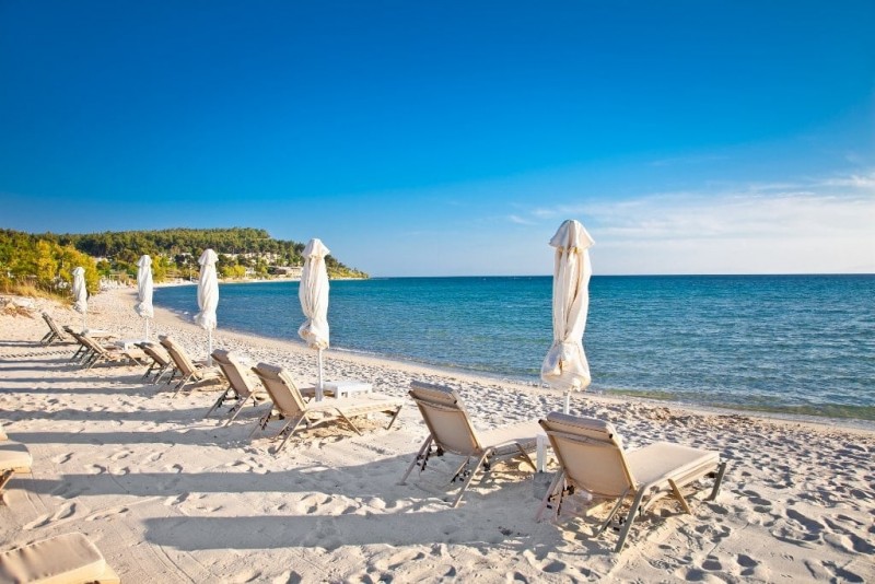 8 Amazing Beaches in Kassandra - Unfolding Greece