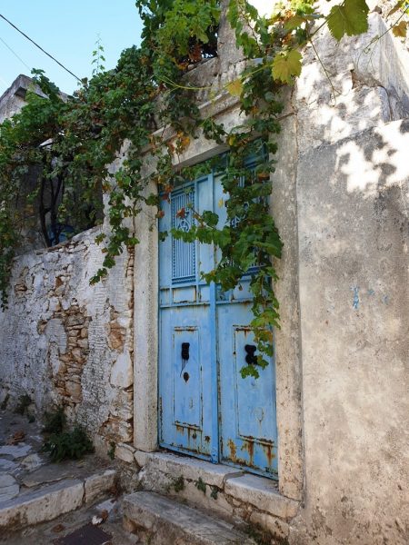 A Guide to Apiranthos, Naxos - Unfolding Greece