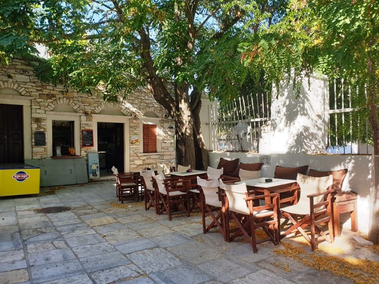 A Guide to Apiranthos, Naxos - Unfolding Greece