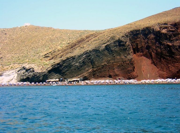 A Guide to Red Beach in Santorini - Unfolding Greece