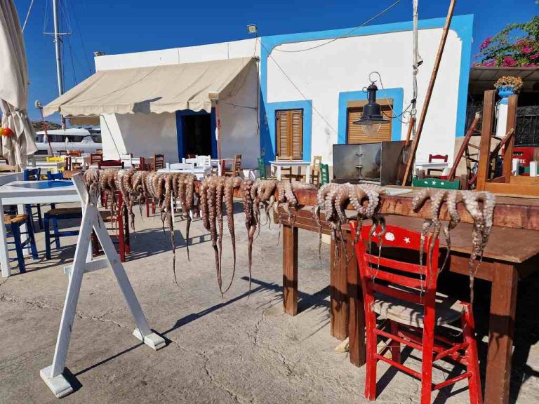 A Guide to Lipsi Island - Unfolding Greece