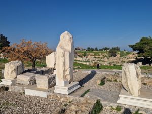 A Guide to Ancient Corinth - Unfolding Greece